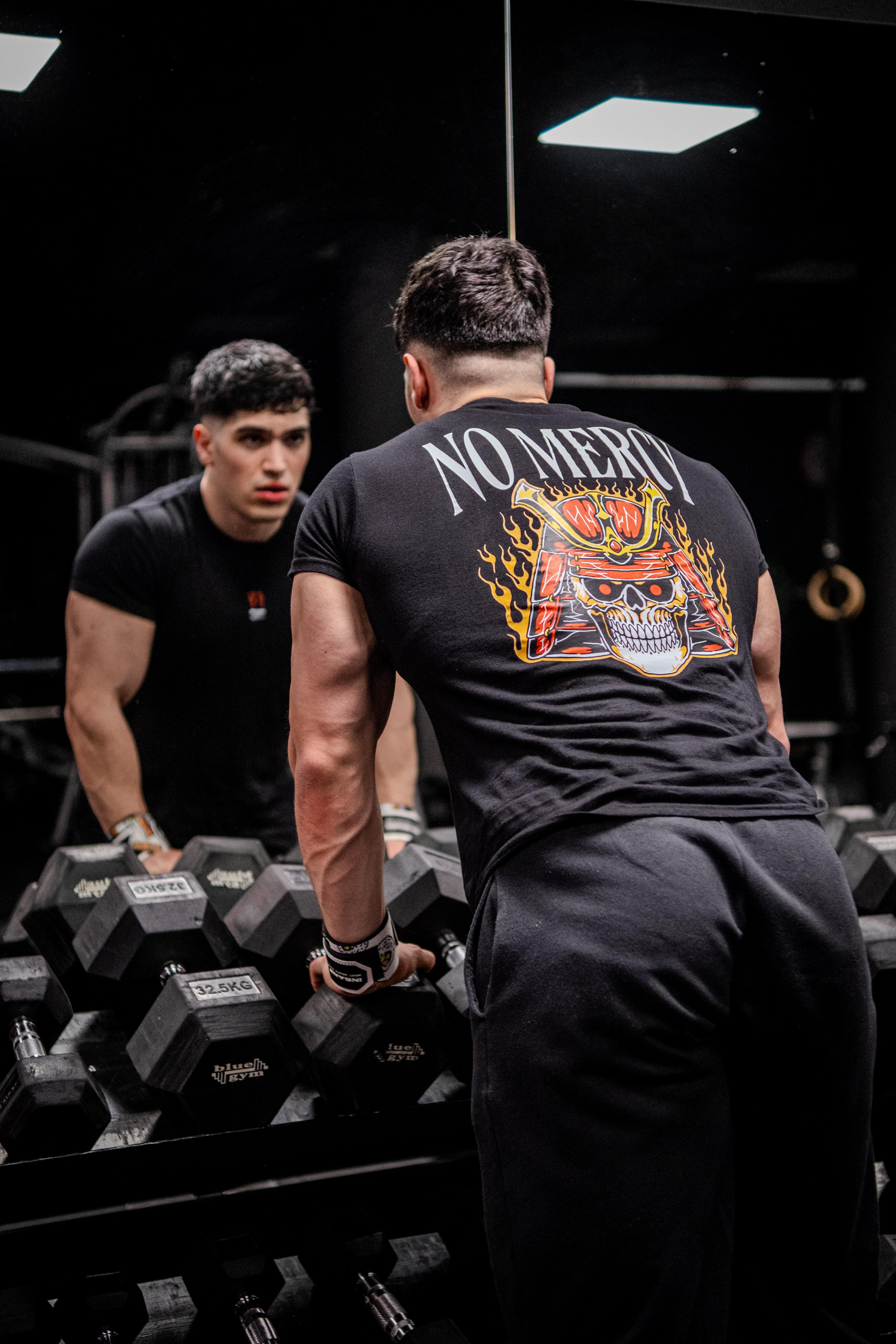 Abbigliamento e Accessori Fitness Scontati | INSANE ARMY – Insane Army